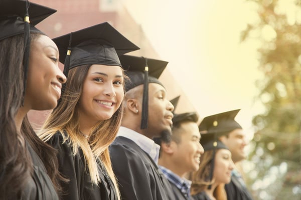 New Graduate: Prepare for Summer with These Employment Tips