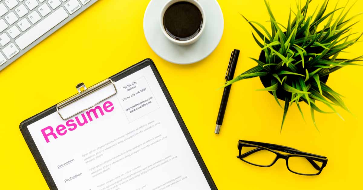 The Modern Resumé: 5 Tips for Building a Standout Resumé